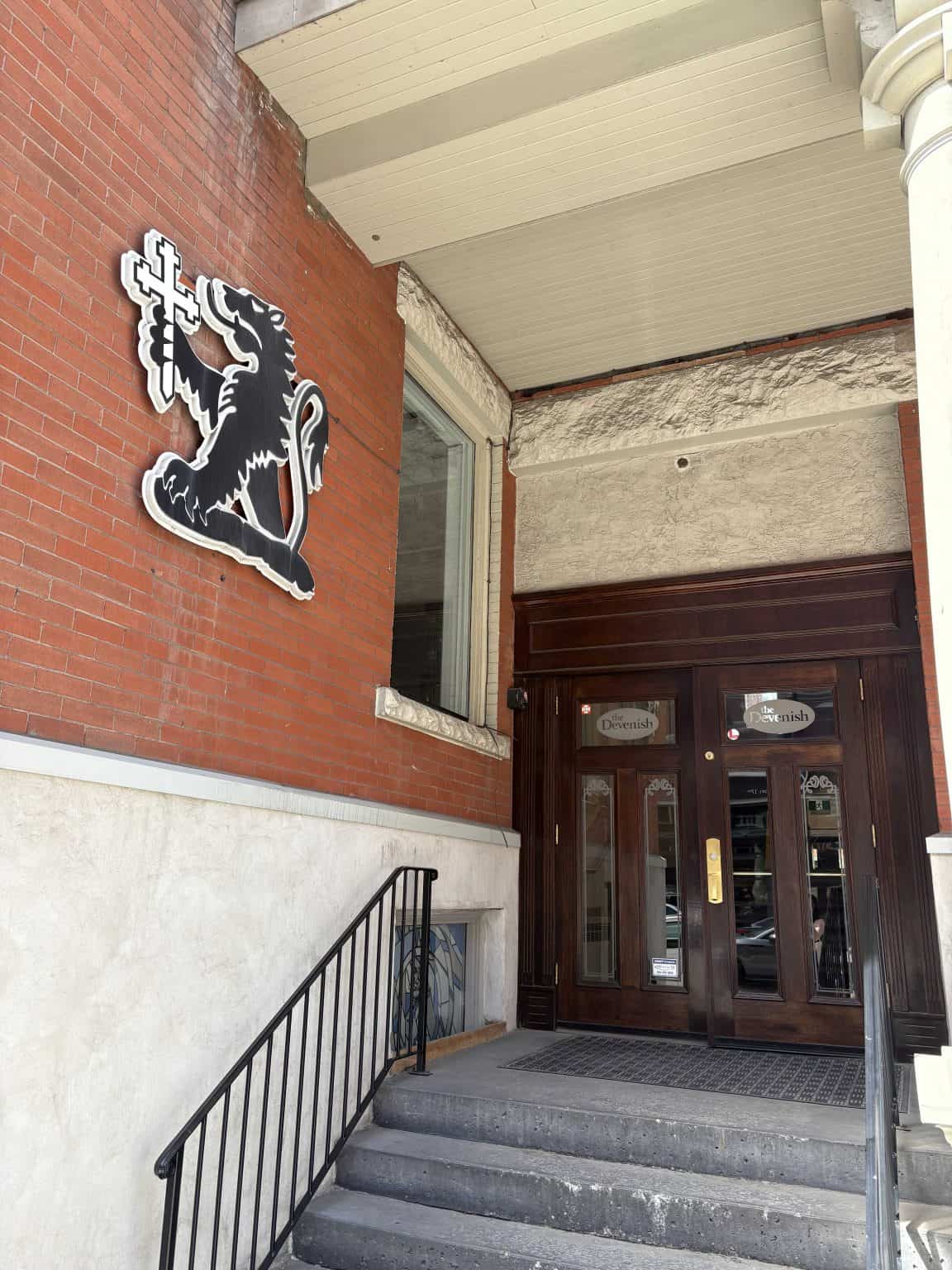 Best Consignment Stores In Calgary - Shop Local CANADA