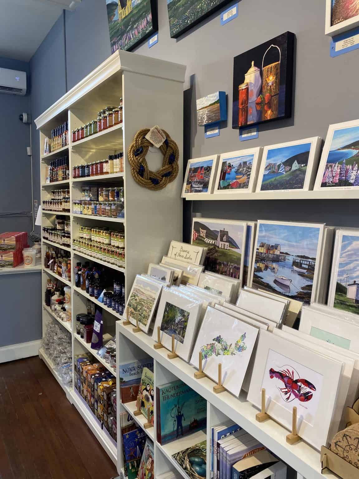 17 Canadian Made Dog Food Brands - Shop Local CANADA