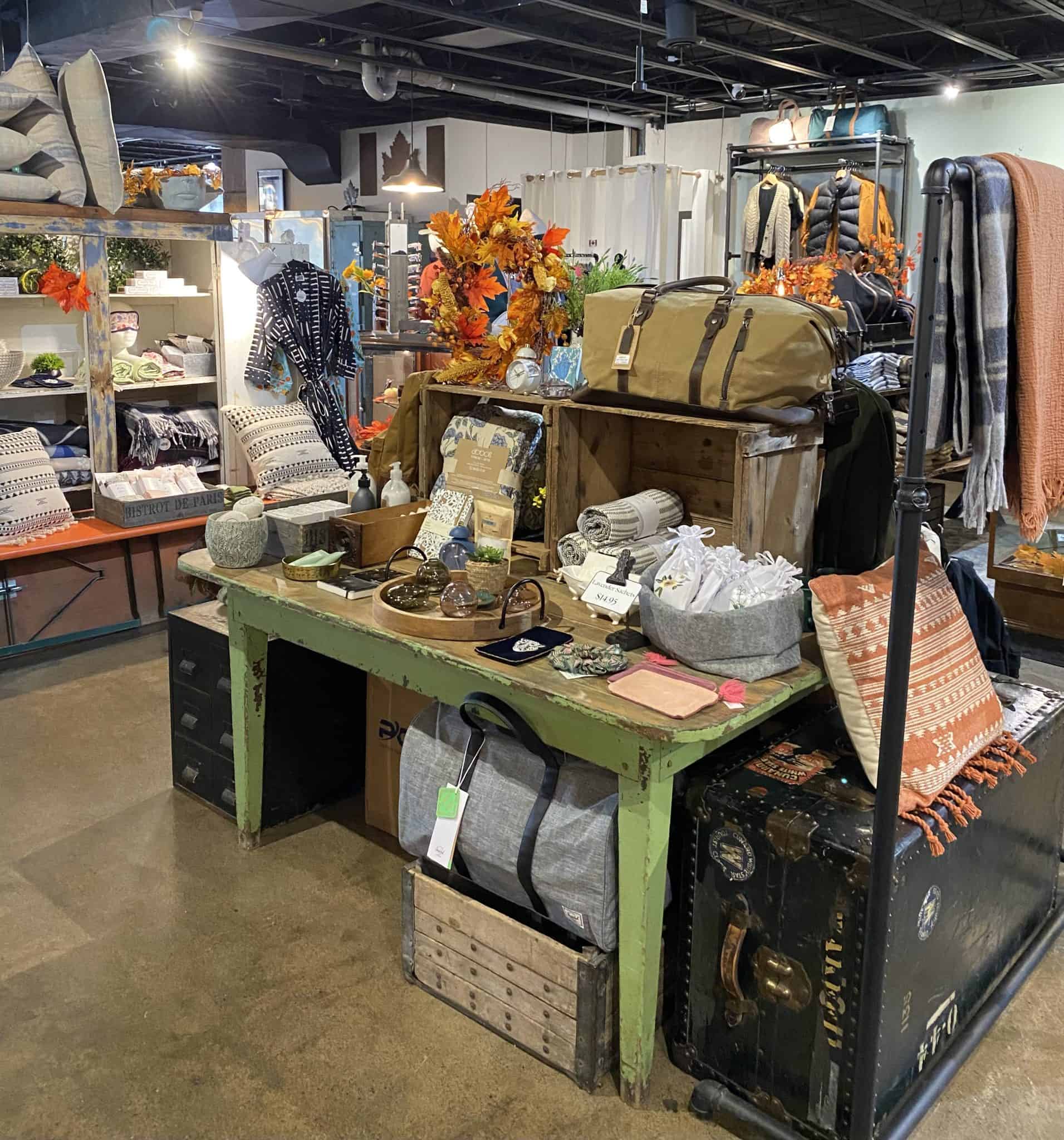 Regina Gift Shops - Shop Local CANADA